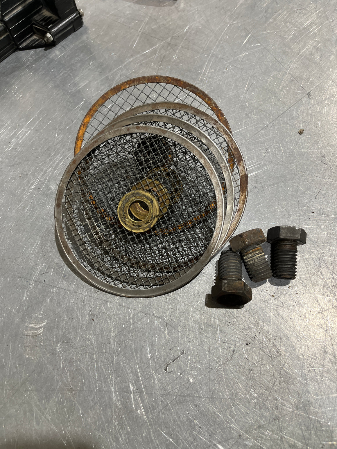 6.9/7.3 IDI Intake Manifold Screen & Adapter Fitting – Classic Diesel ...